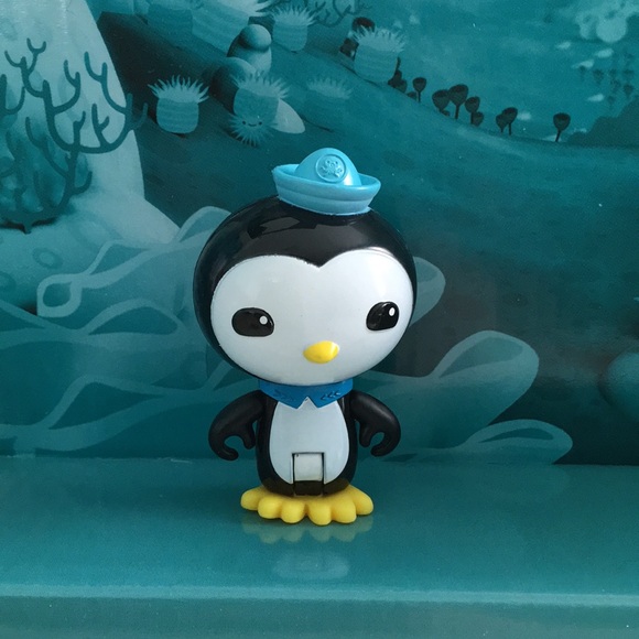 Mattel | Toys | Peso The Medic Penguin Action Figure From The Octonauts ...